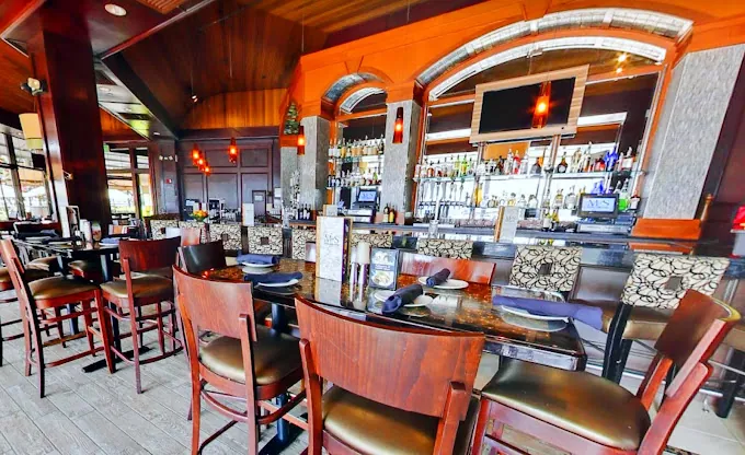 McCormick & Schmick's | Seafood Restaurant | Pier 5 Hotel